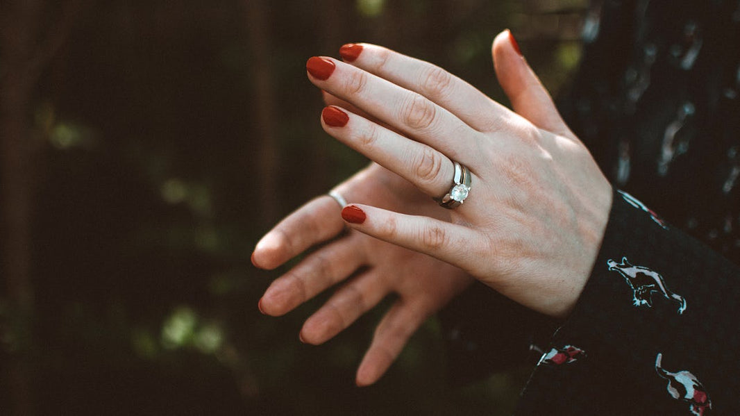 What is Builder Gel? Best Nail Education 101