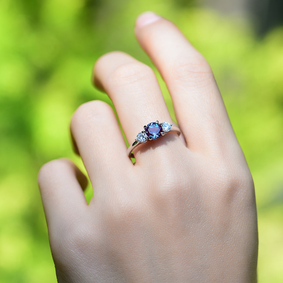 Color-Changing Alexandrite Jewelry - High Quality Alexandrite Stones ...